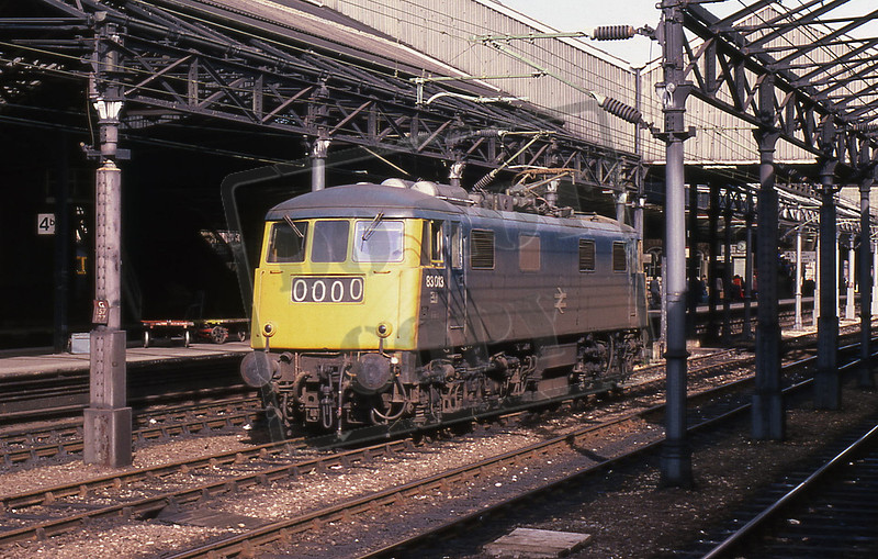 British Railway Photographs | CLASS 83 COLOUR